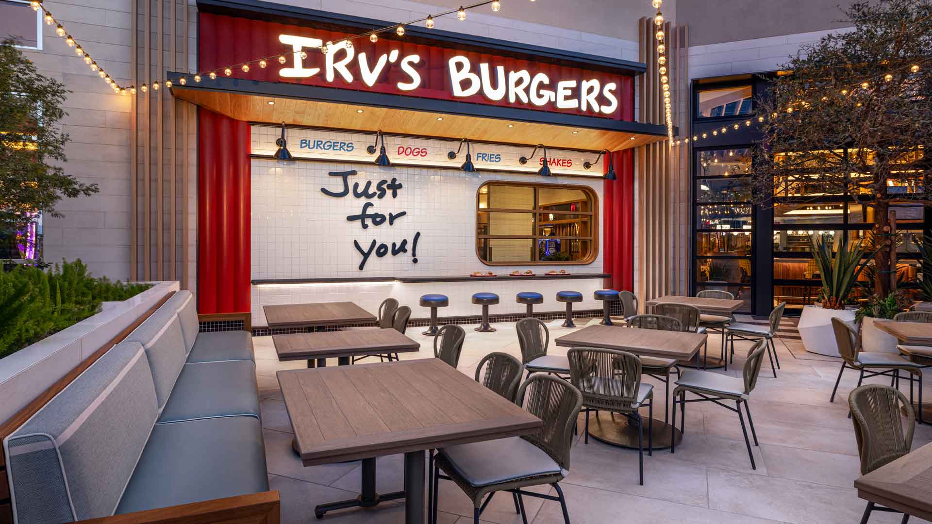 Burgers in Las Vegas | Irv's Burgers | Durango Resort